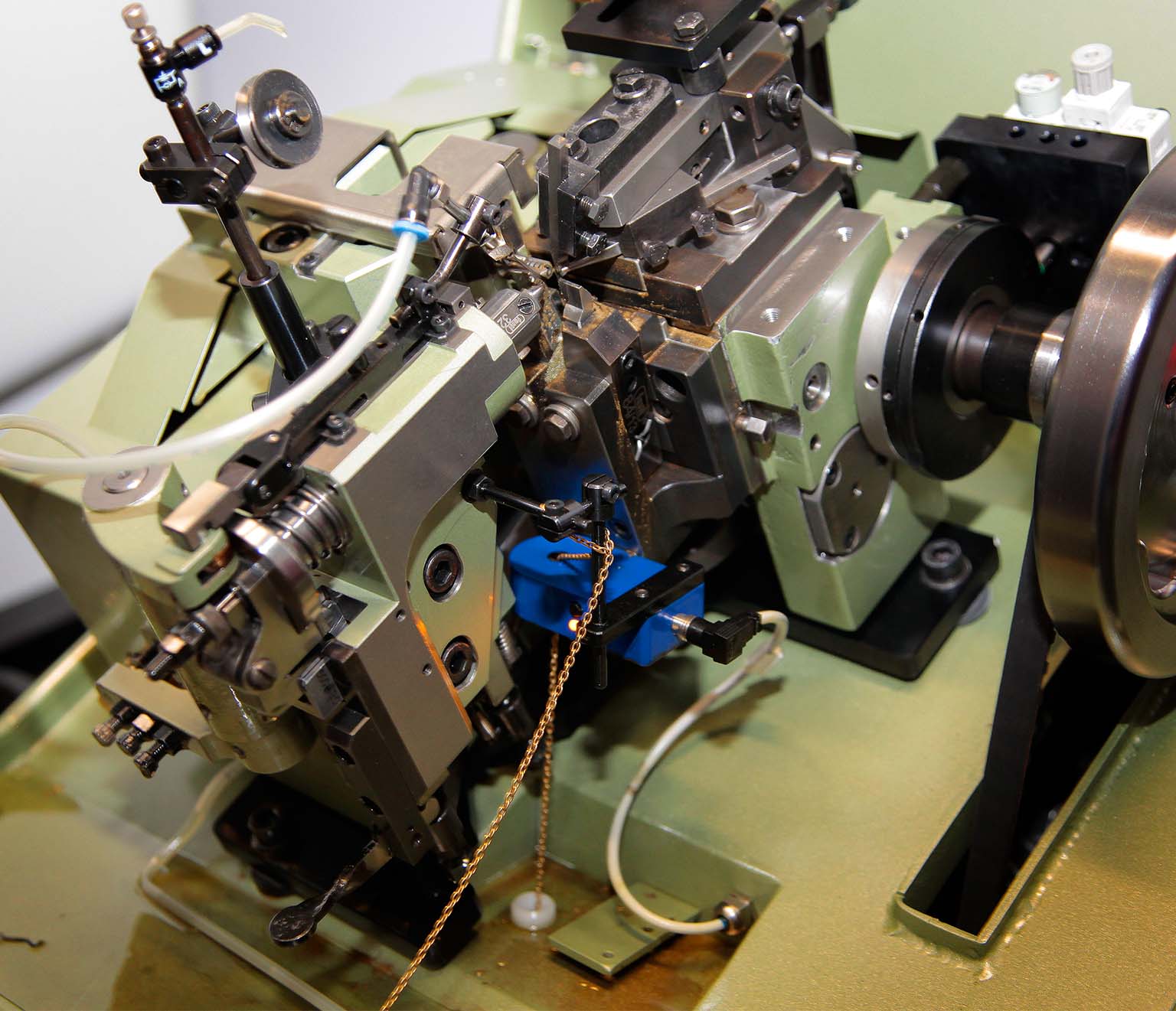 M A J O A D O I MANUFACTURE JOAILLIERE D'OCCITANIE